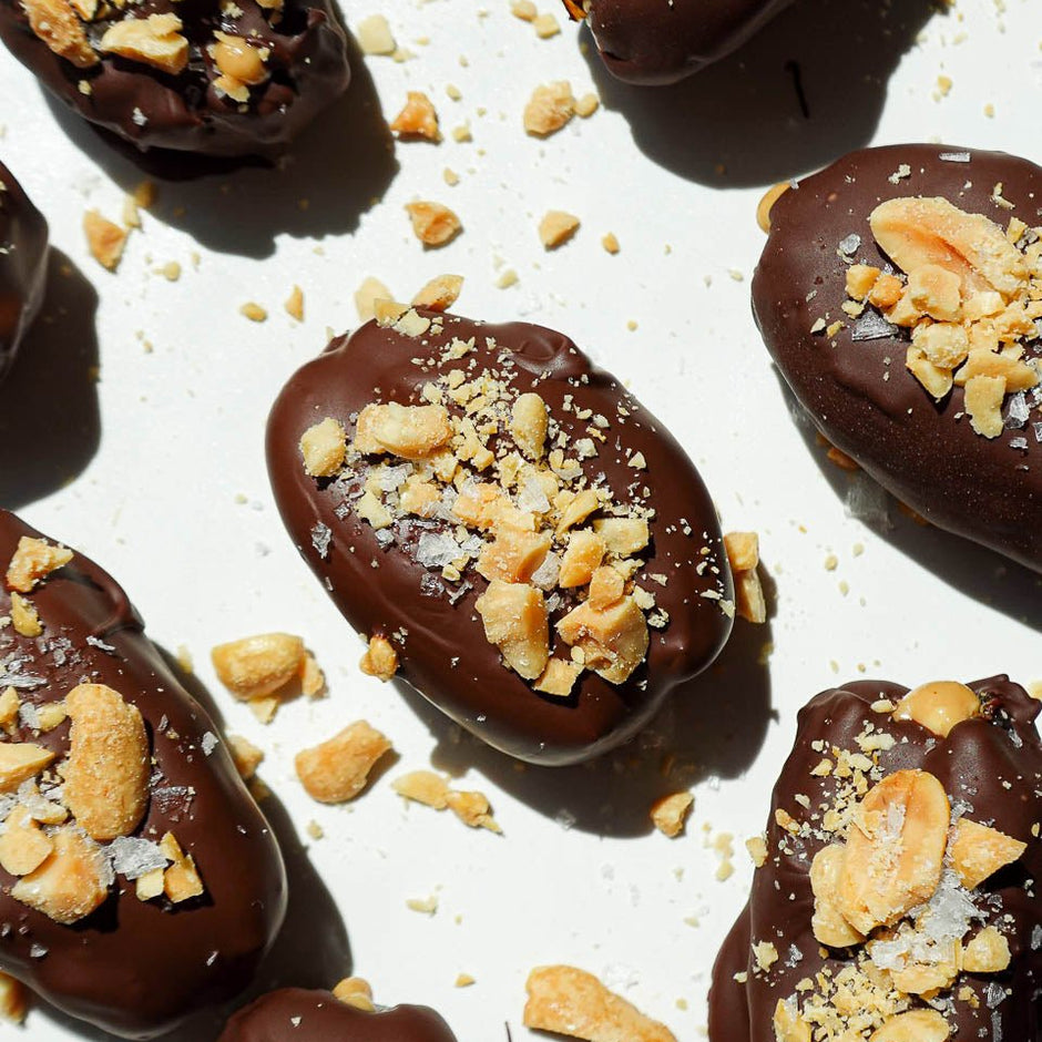 Gato Dates – Premium Chocolate-Covered Dates